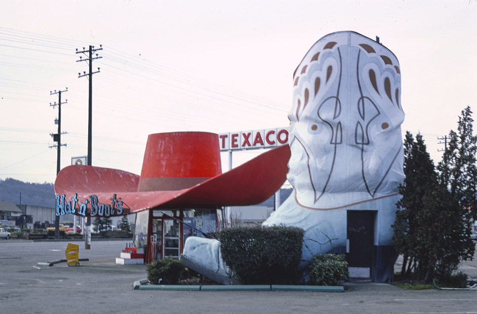 Beautiful Funky Gas Stations – Beautiful Musings